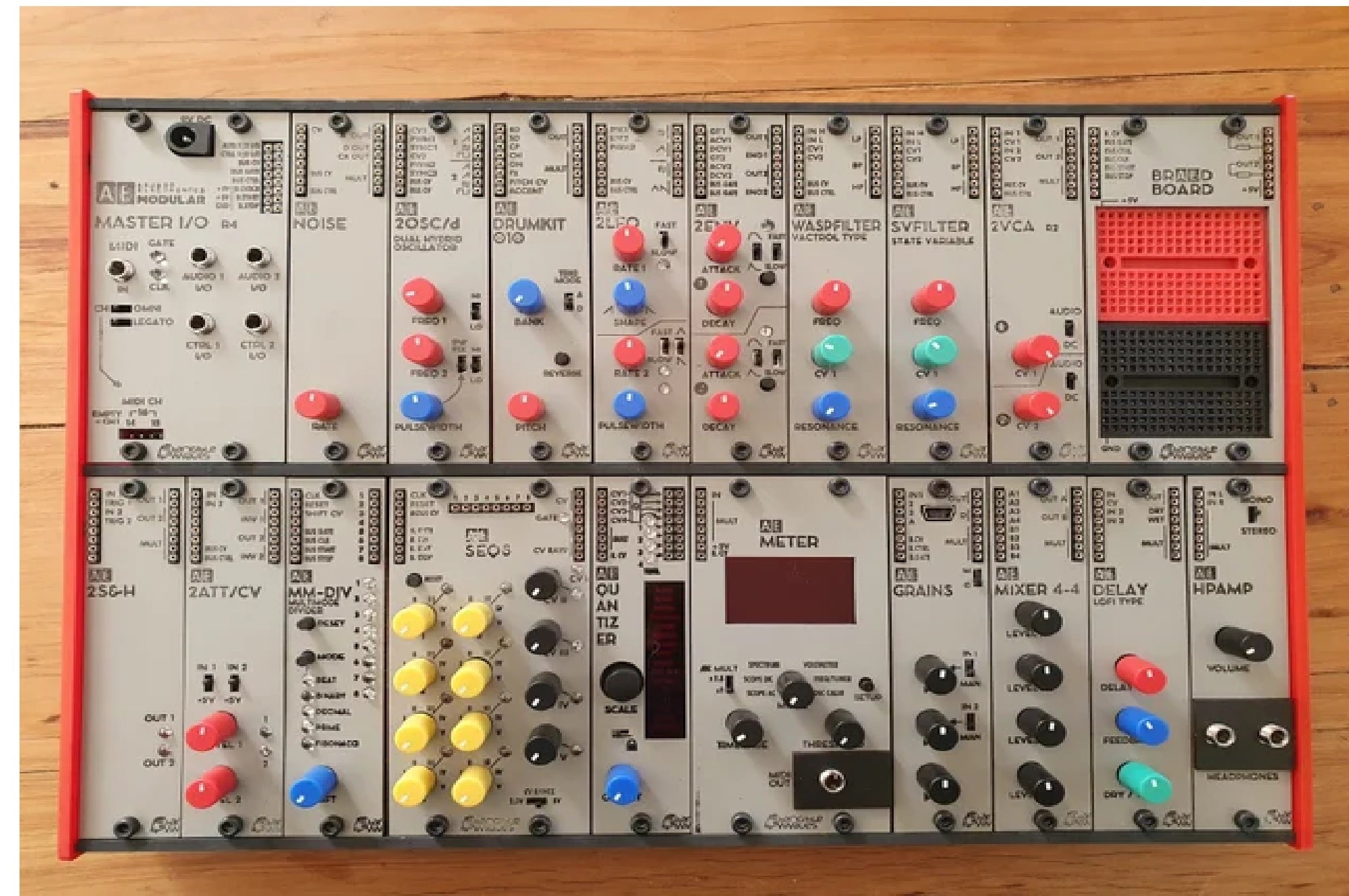 Tangible Waves - Synth Explorer "Ultimate" – Noisebug